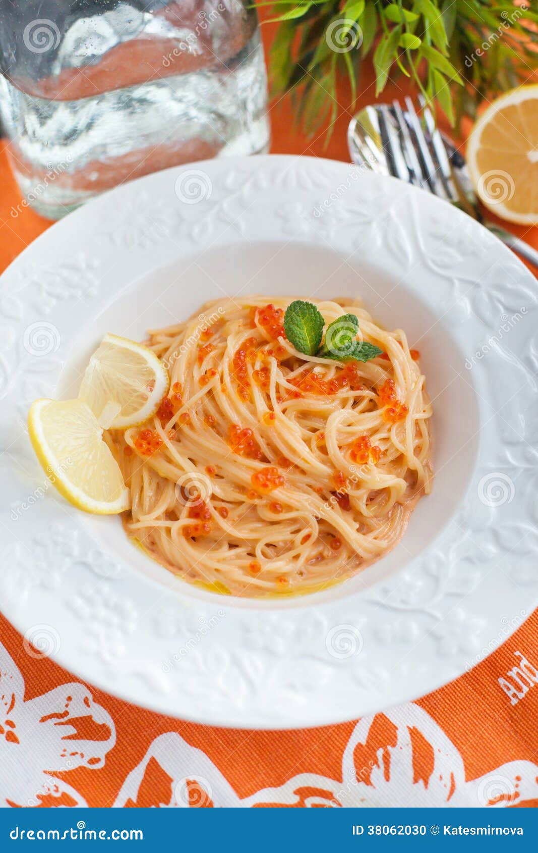 Spaghetti with red caviar stock photo. Image of garlic - 38062030