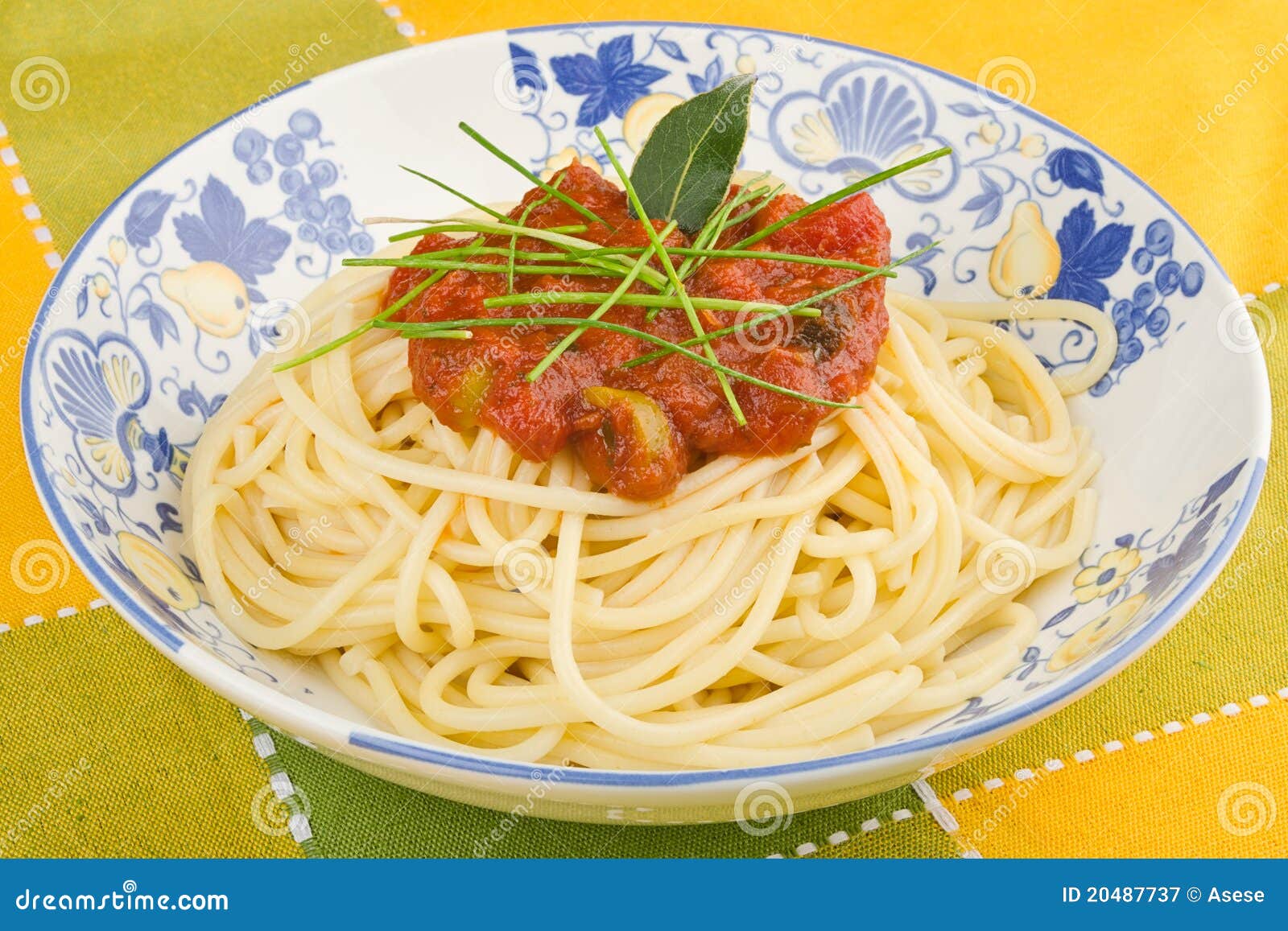 Spaghetti with red sauce stock image. Image of decor - 20487737