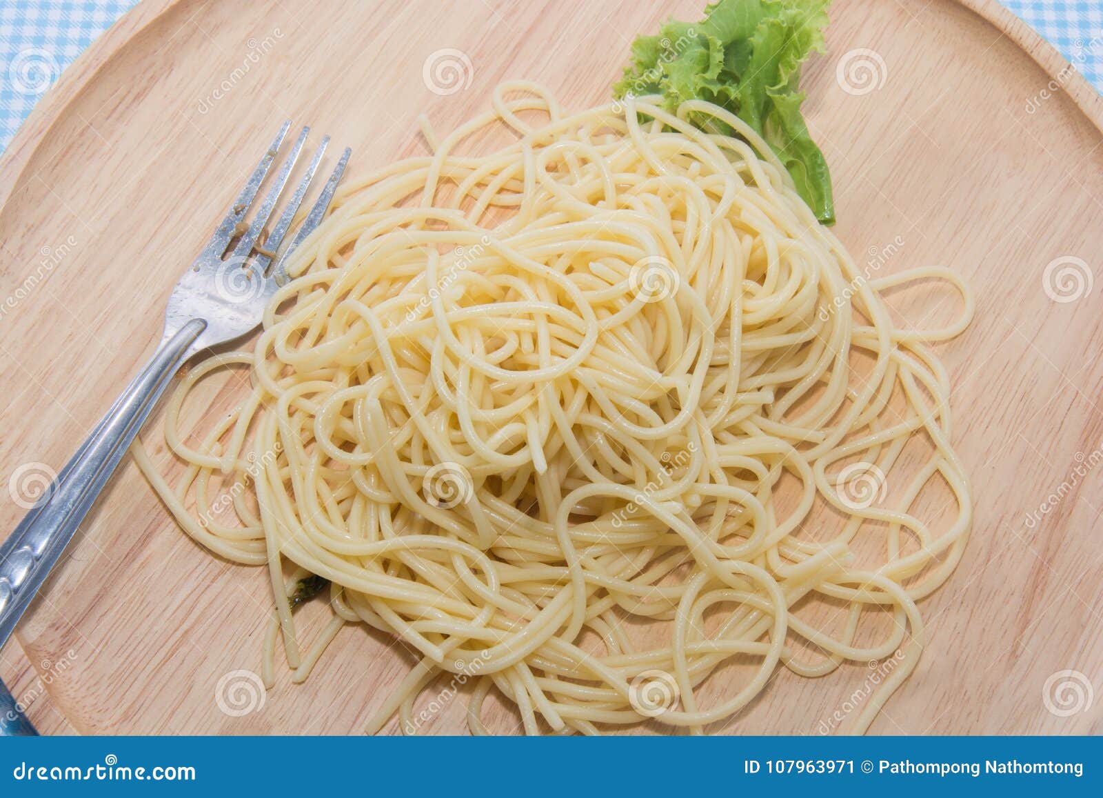 Spaghetti without Sauce with Fork Stock Image - Image of kitchen, cold ...