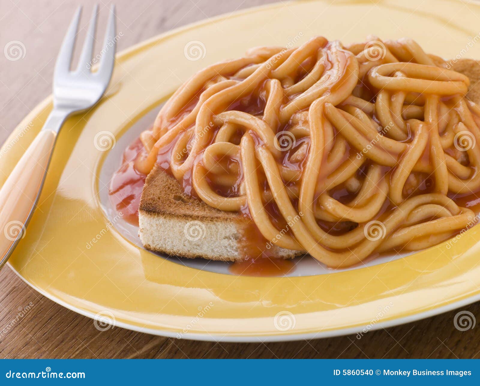 Spaghetti on Toast stock photo. Image of recipe, ingredient - 5860540