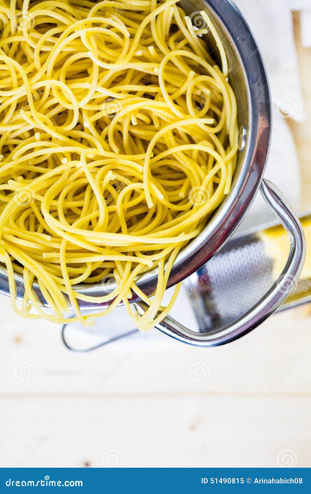 Spaghetty stock image. Image of domestic, kitchenware - 51490815