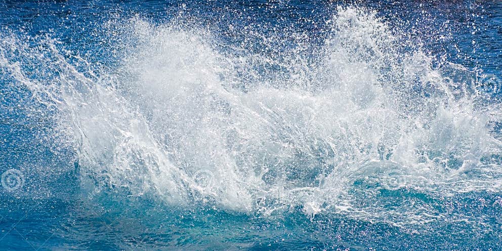 Spalsh in sea or ocean stock image. Image of ocean, wave - 1313565