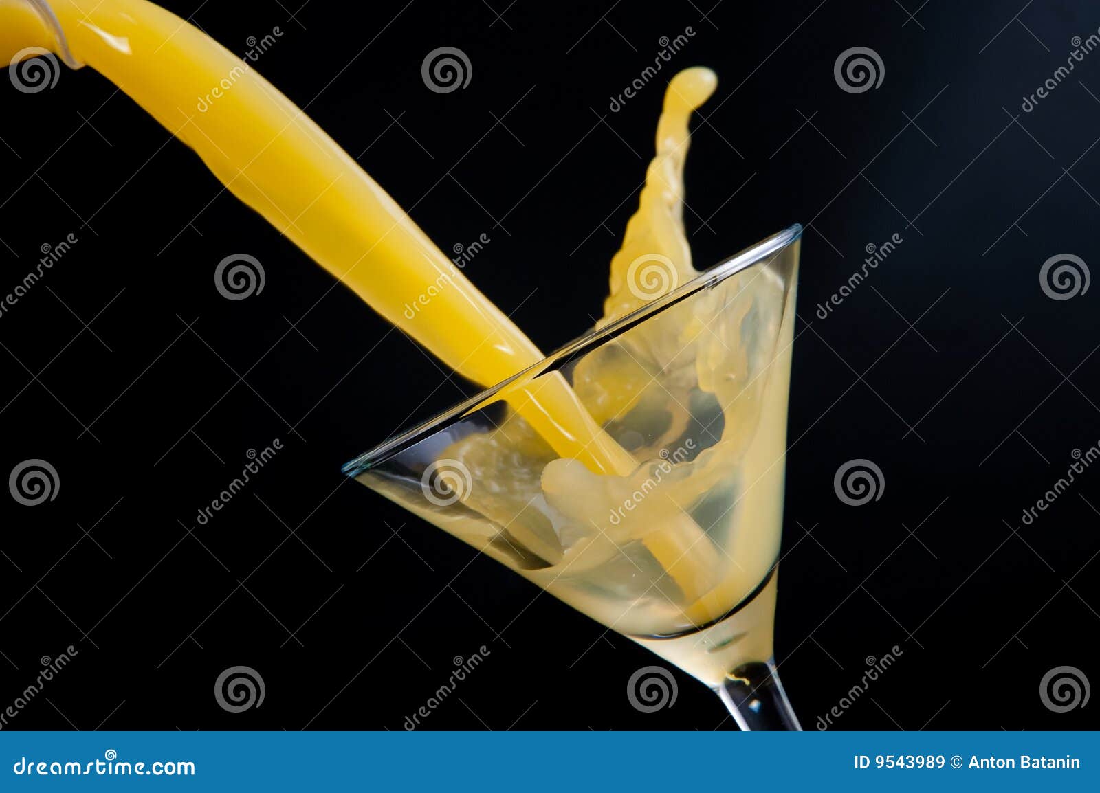 Spalshing drink stock image. Image of spill, colorful - 9543989