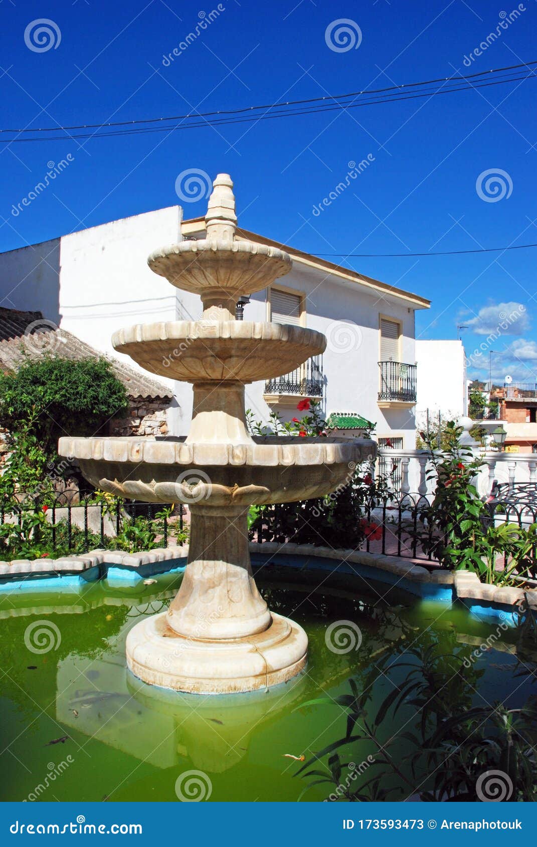 Fountain in the Parque Doctor Villanueva, Monda, Spain. Editorial Stock ...