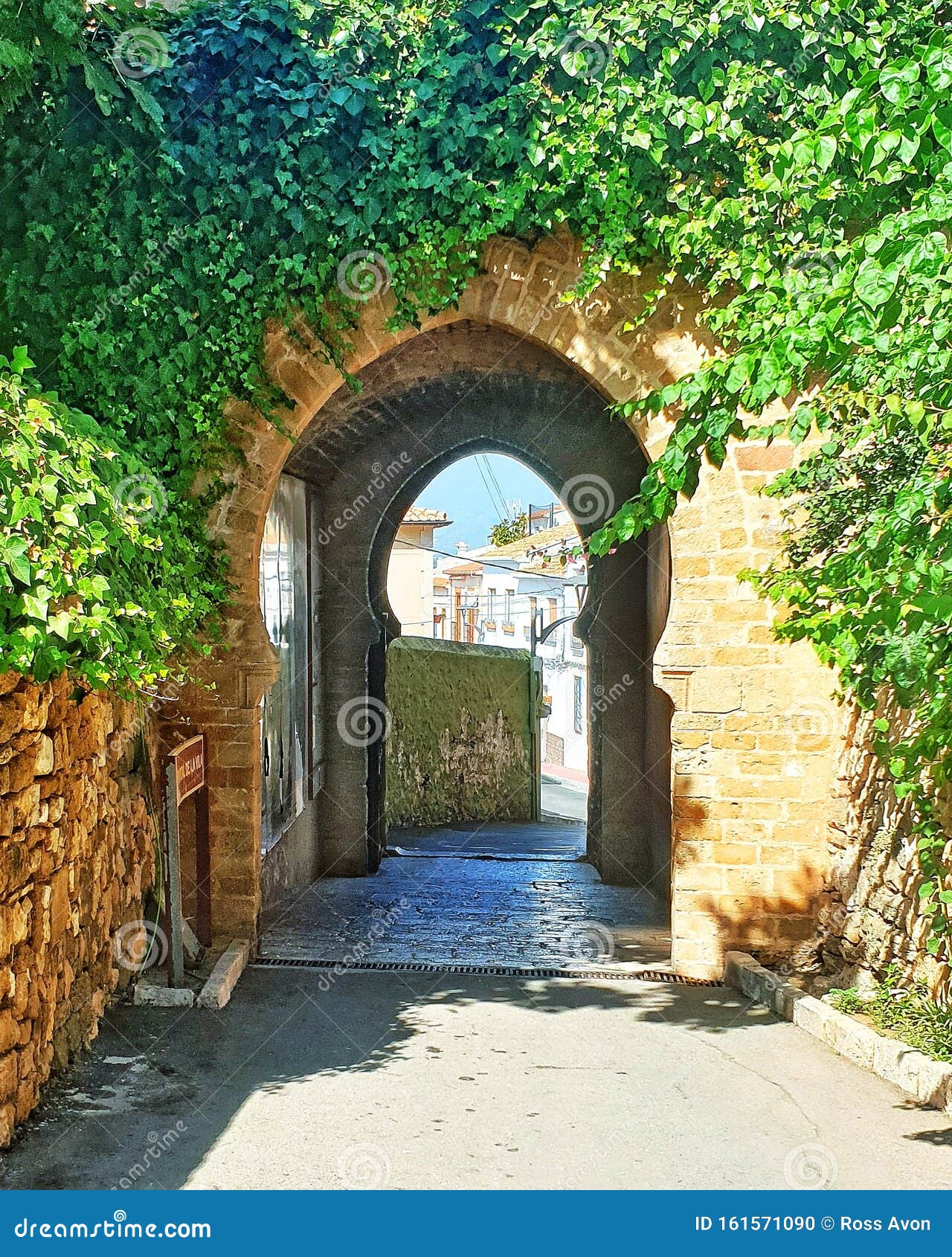 2,702 Spanish Archway Photos - Free & Royalty-Free Stock Photos from ...