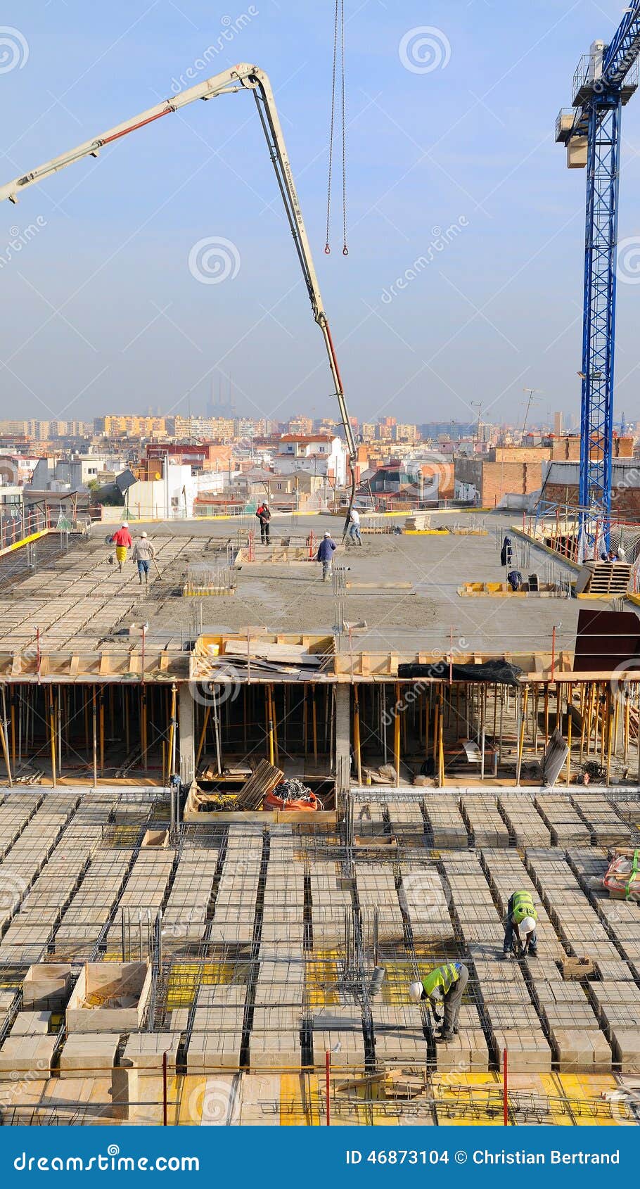 Spanish Construction Worker, Construct a Major Build Editorial Stock ...