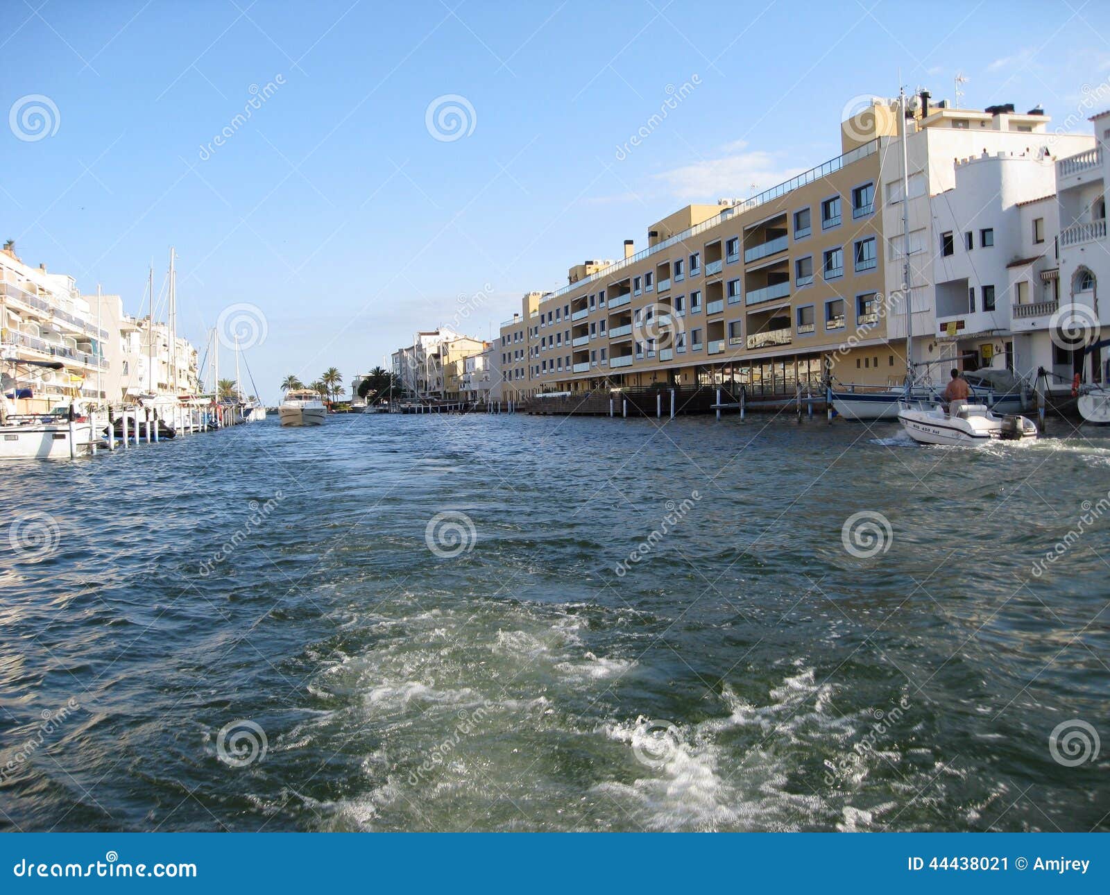 Spanish marina editorial photo. Image of facade, boating - 44438021