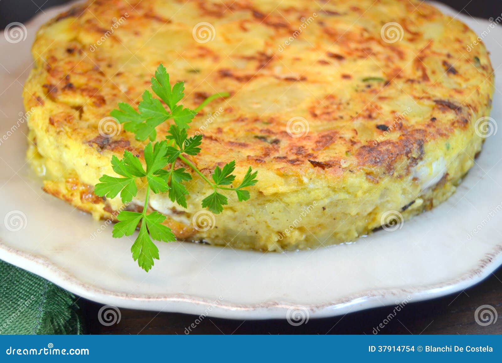 Spanish potato omelette stock photo. Image of cooked - 37914754