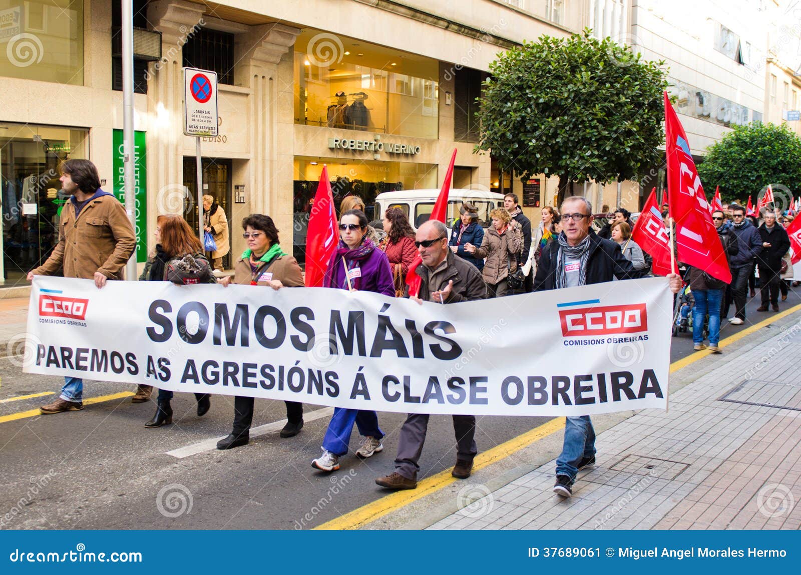 Spanish protest editorial photo. Image of sign, event - 37689061