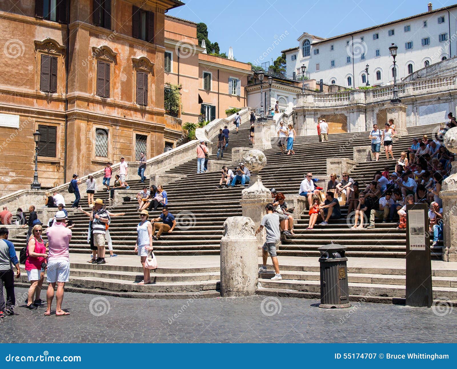 Spanish Steps, Rome, Italy editorial photography. Image of visitors ...