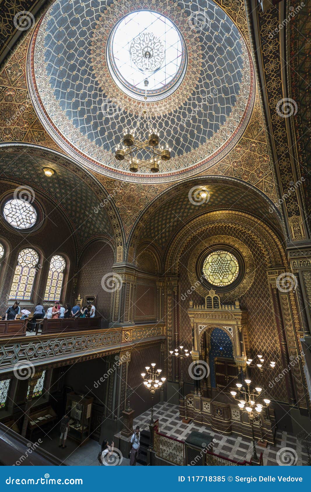 Spanish Synagogue in Prague Editorial Image - Image of outdoor, capital ...