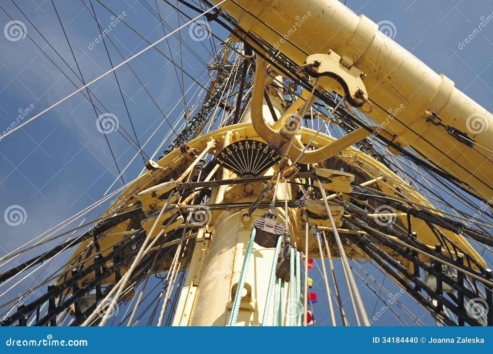 Spar joint stock photo. Image of angle, ocean, sailing - 34184440
