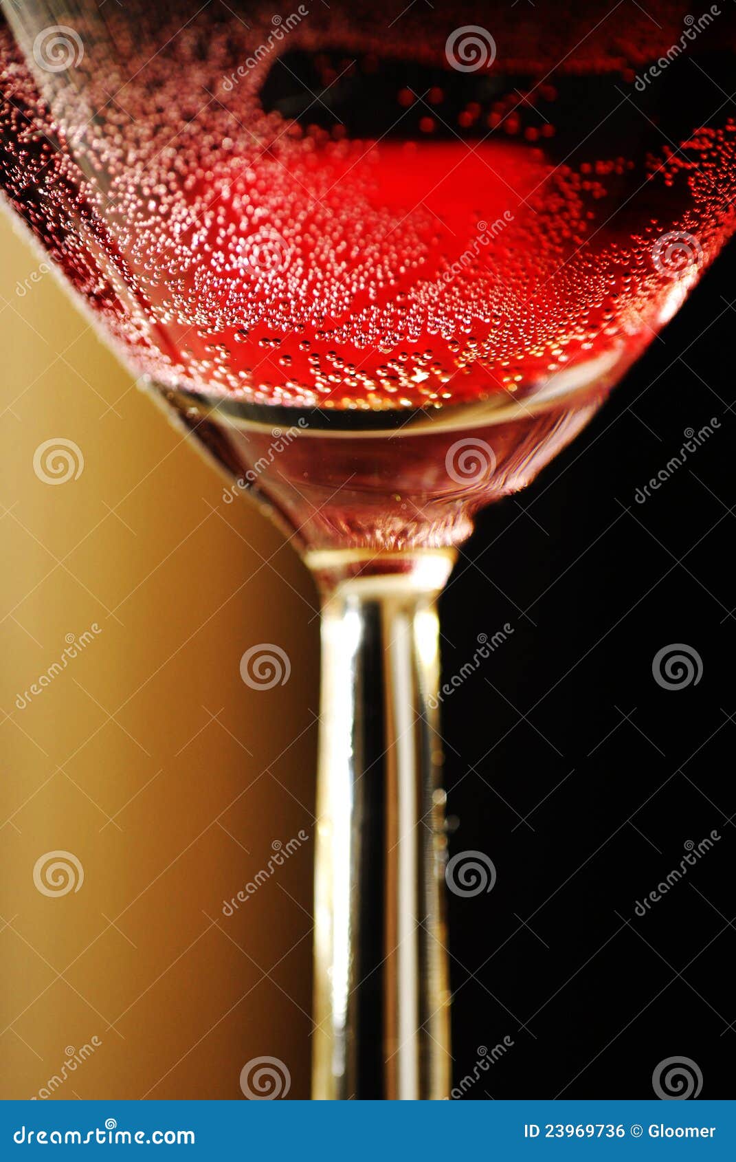 Sparkling red wine stock photo. Image of bubbles, wineglass - 23969736