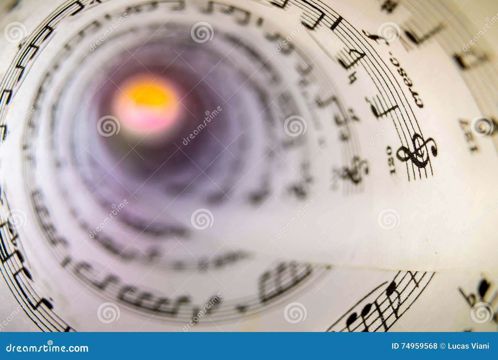 Spartito Di Musica Come Cono Illustrazione di Stock - Illustrazione di ...