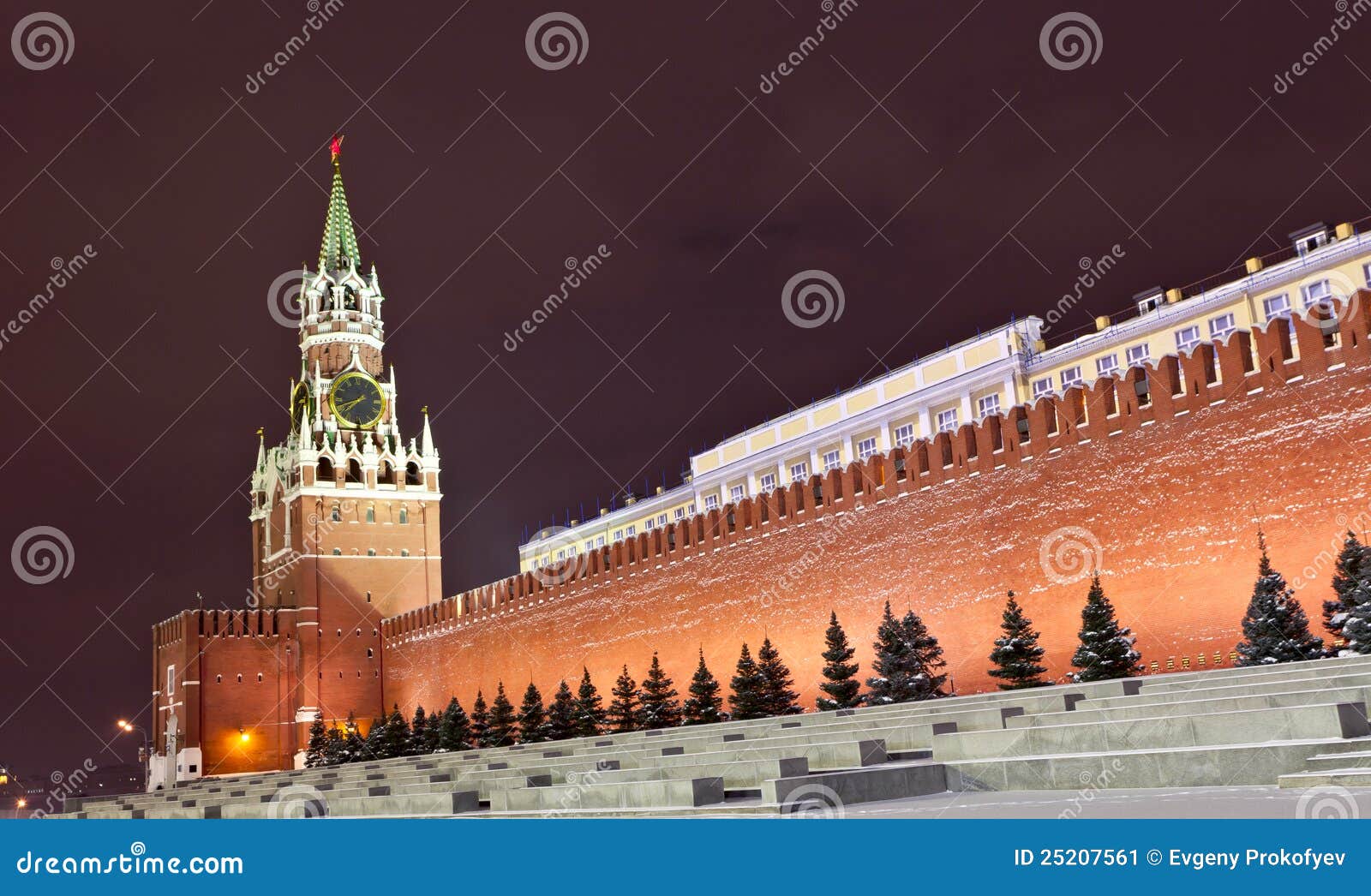 Spasskaya Tower of Moscow Kremlin Stock Image - Image of spasskaya ...
