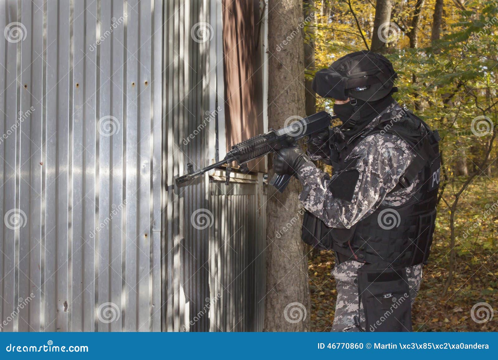 Special Anti-terrorist Squad Stock Photo - Image of kevlar, coached ...