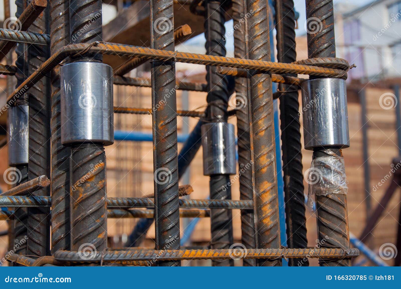 A Special Connection of Reinforcement To Each Other. Building ...
