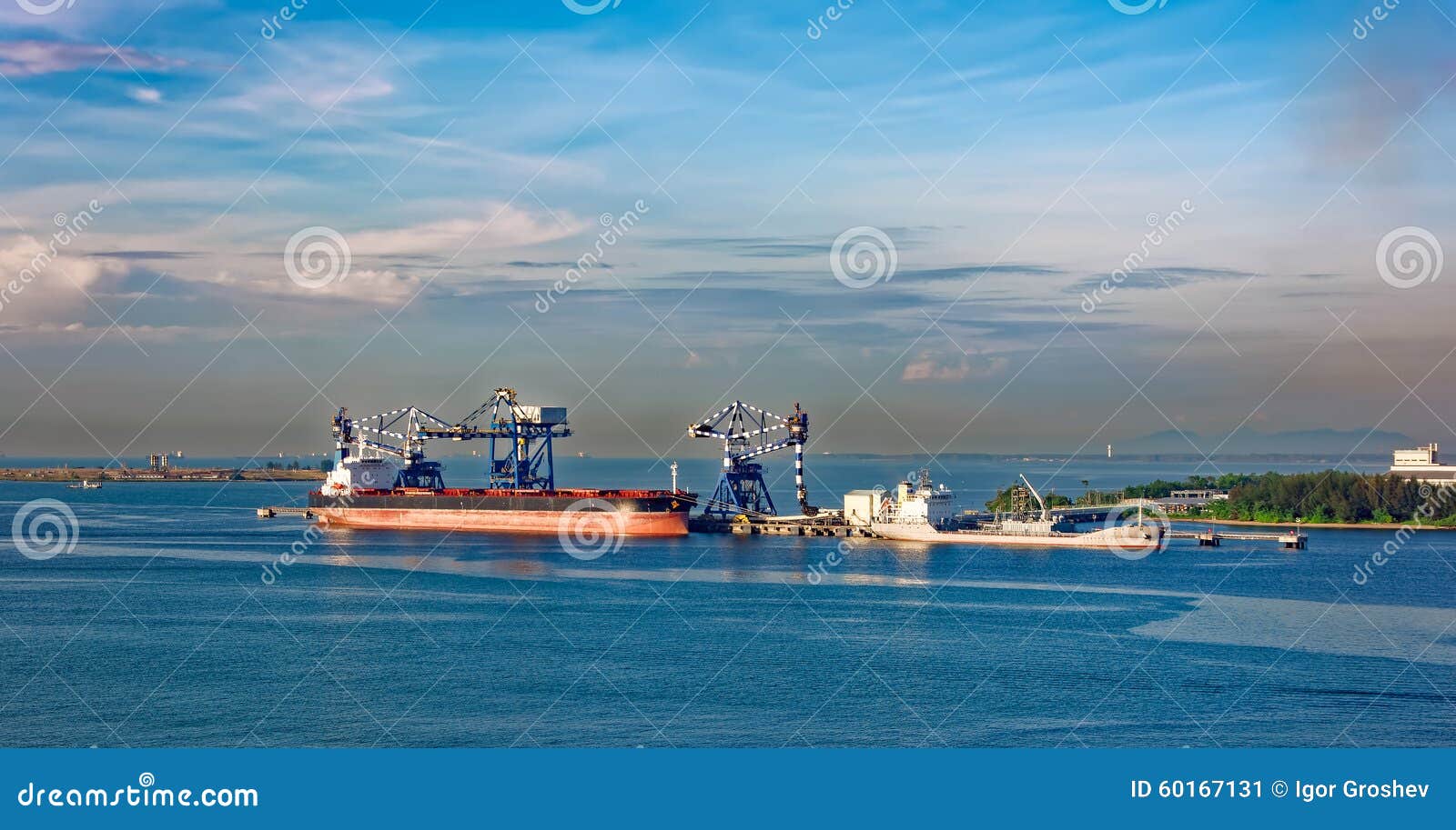 Special Continuous Ship Coal Unloader Stock Image - Image of ...