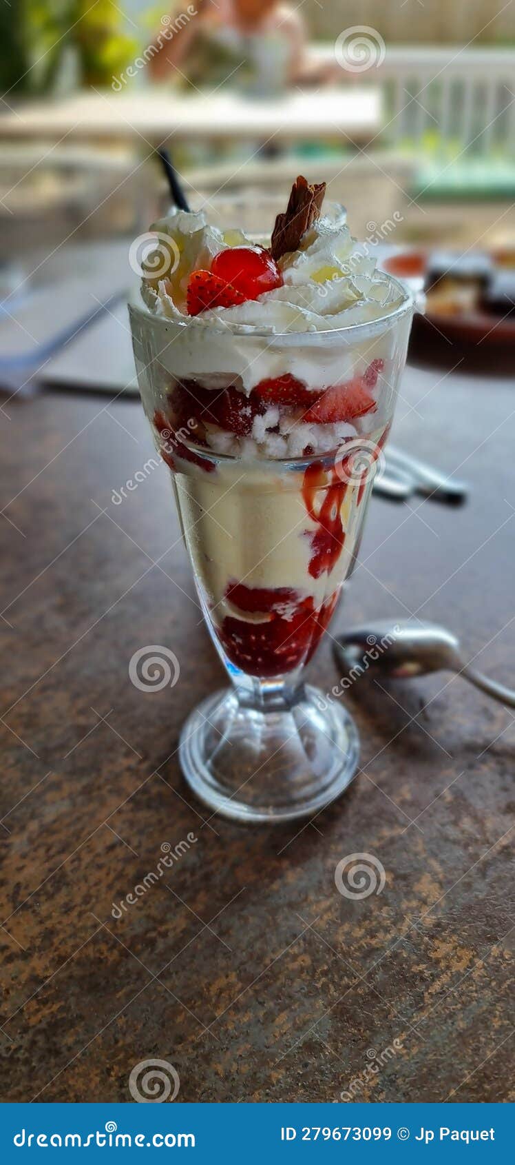 Special Dessert Vanilla Strawberry Sundae Stock Image - Image of ...