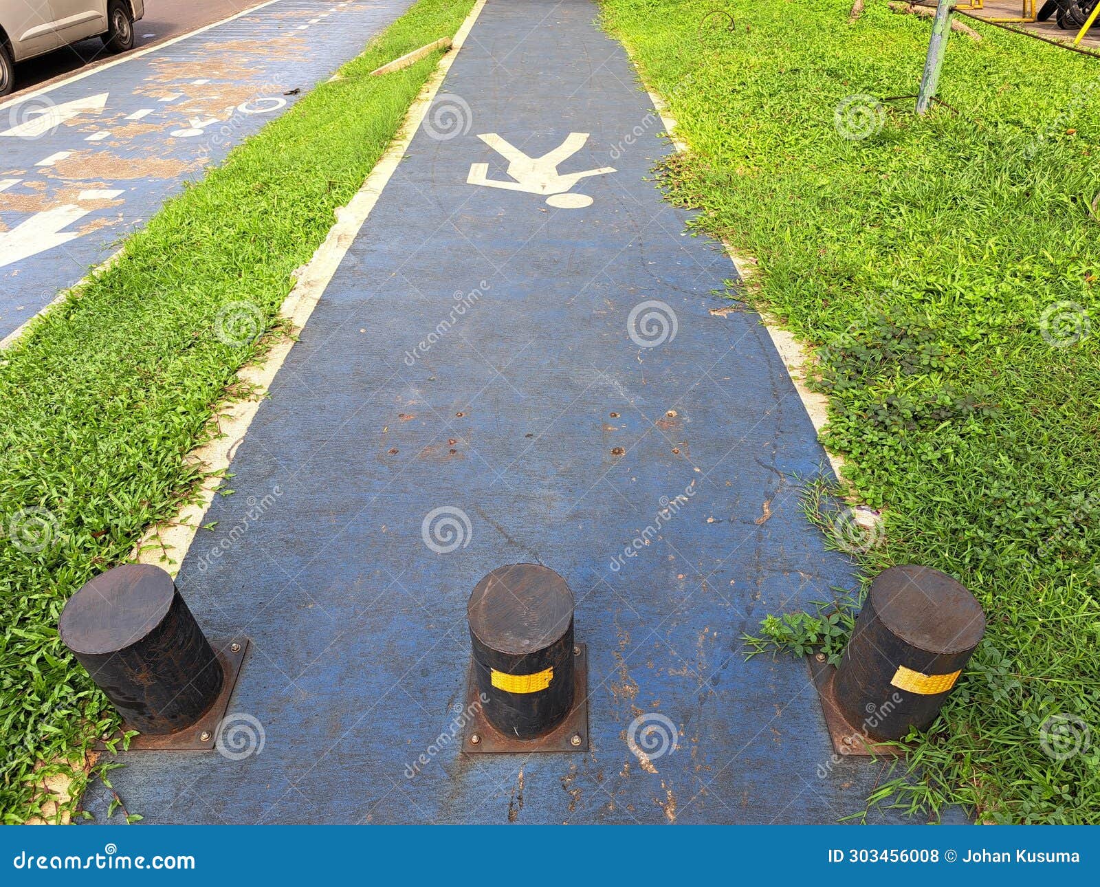 A Special Pedestrian and Runner Path Stock Photo - Image of route ...