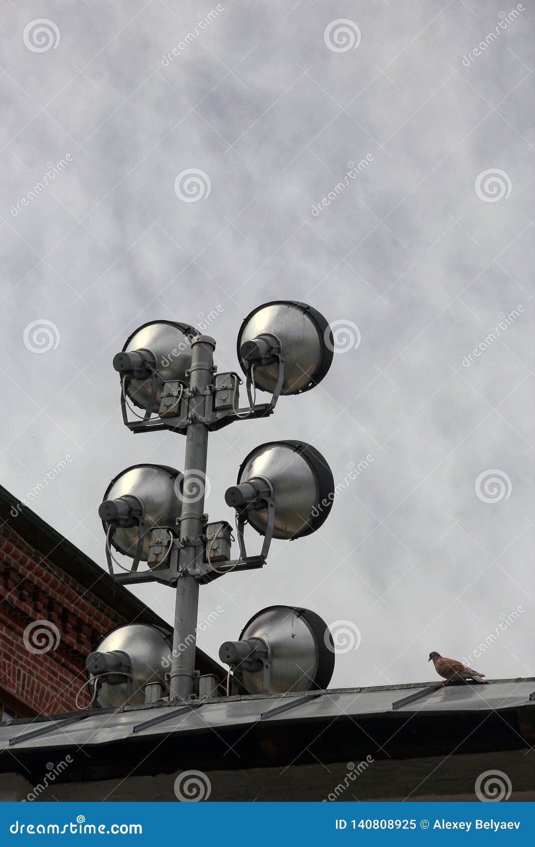 Special Spotlight for Architectural Lighting of Buildings on Roof Stock ...