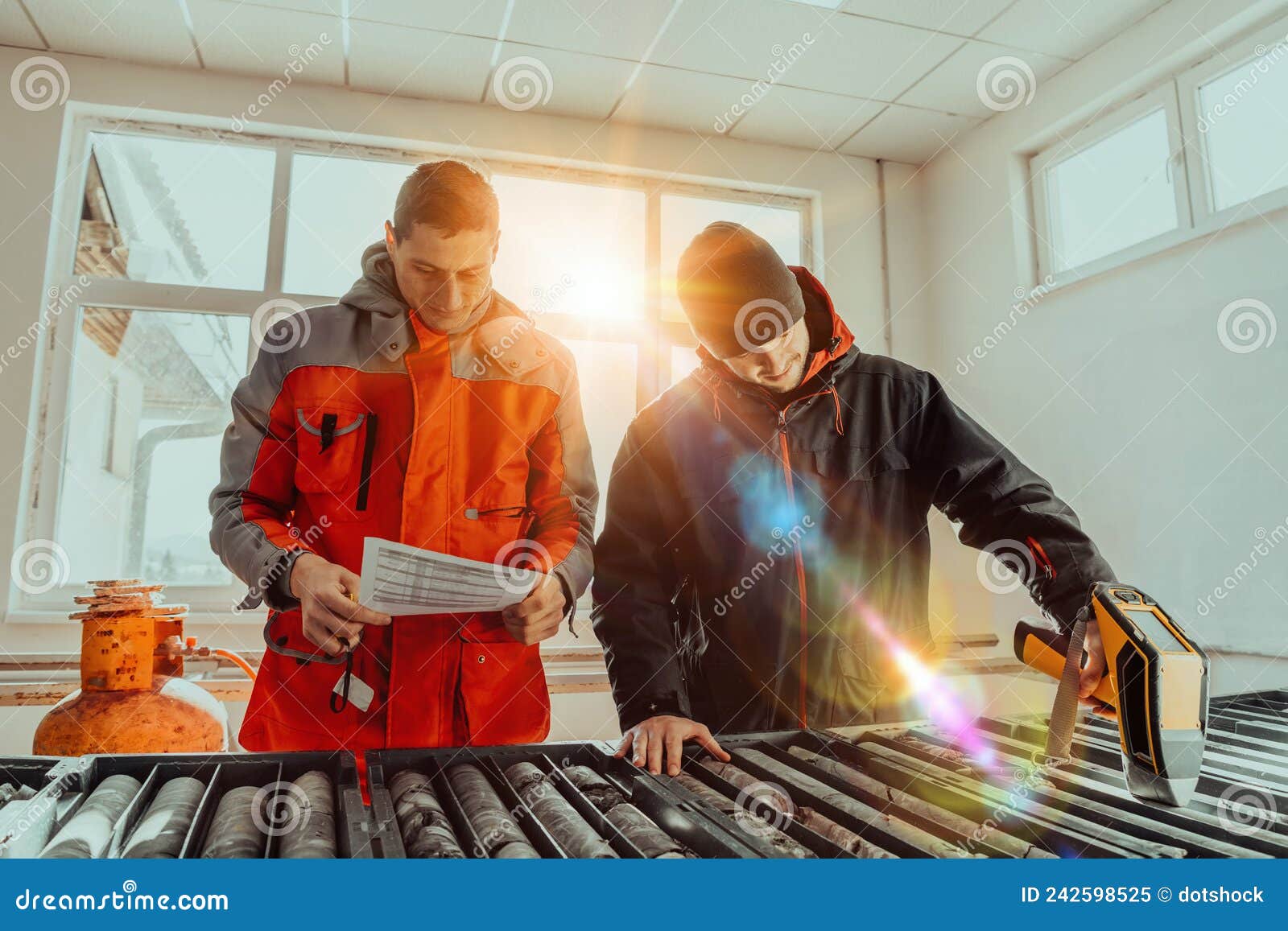 A Special Team of Geologists Who Study Rocks in Industry Using Modern ...