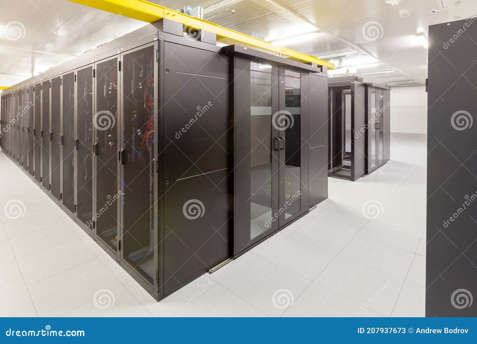Network Servers in a Data Center. Tier III Carrier Neutral Data Center ...