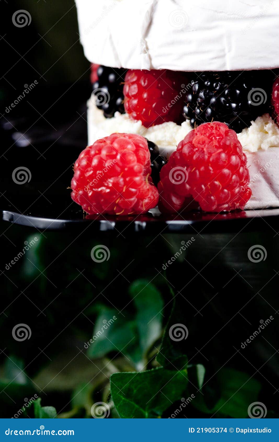 Specialty cheese brie cake stock photo. Image of dairy - 21905374