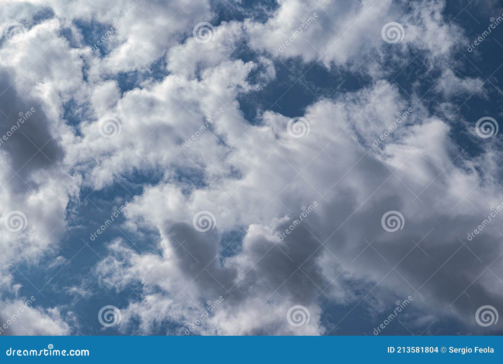 Spectacular Clouds in the Sky Stock Photo - Image of clouds, cloudscape ...