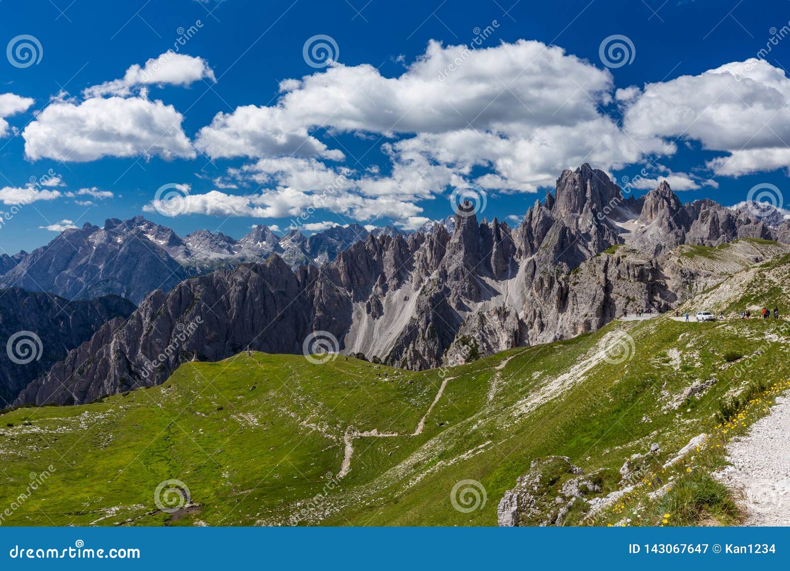 Spectacular View of Tre Cime De Lavaredo Loop Trail in Dolomites Stock ...