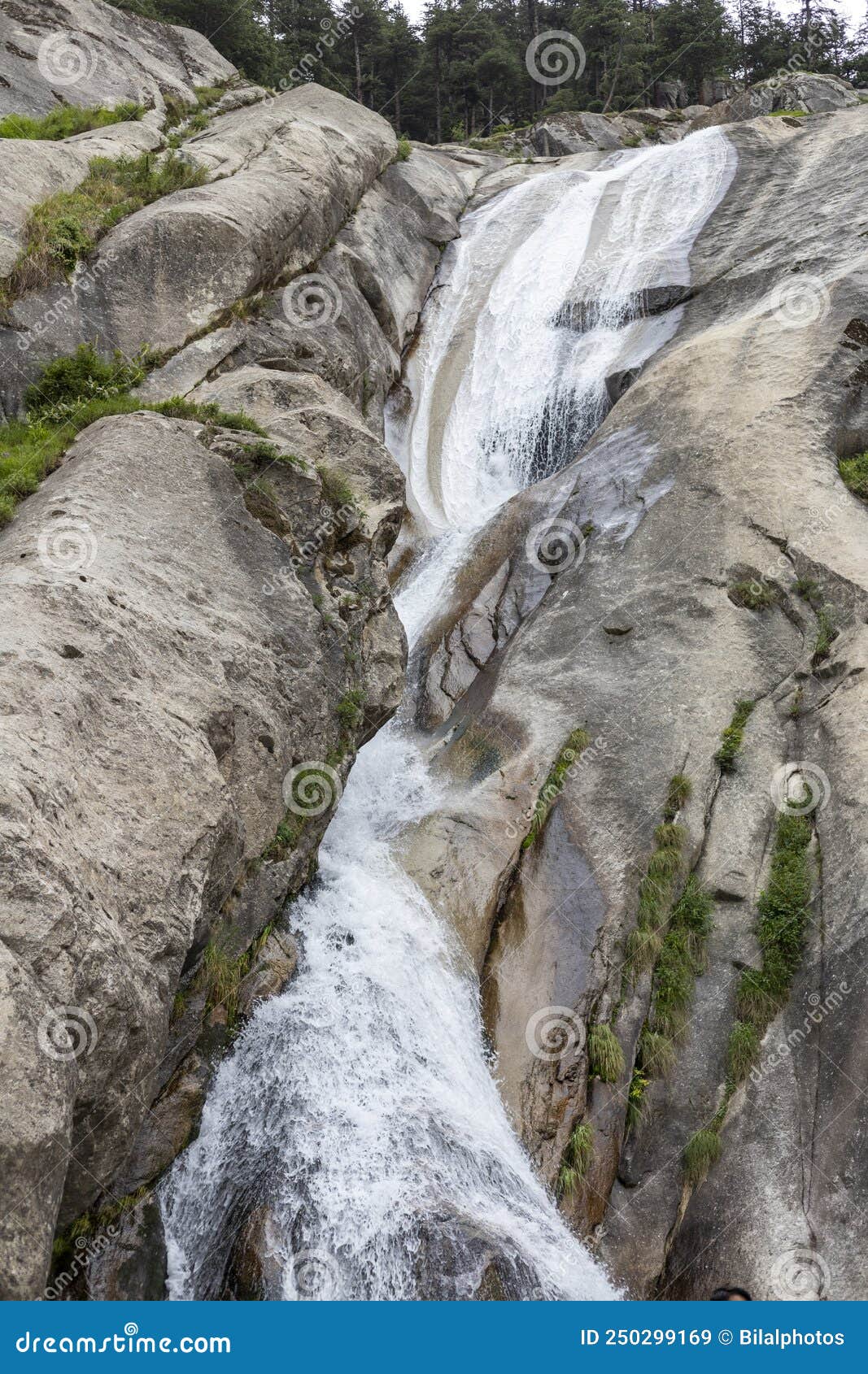 Spectacular Waterfall Jungle Background Royalty-Free Stock Photography ... Spectacular Waterfall Jungle Background Royalty-Free Stock Photography ...