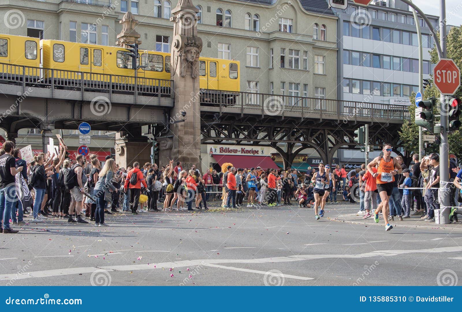 Spectators and Runners at Berlin Marathon 2016, Underground Train in ...