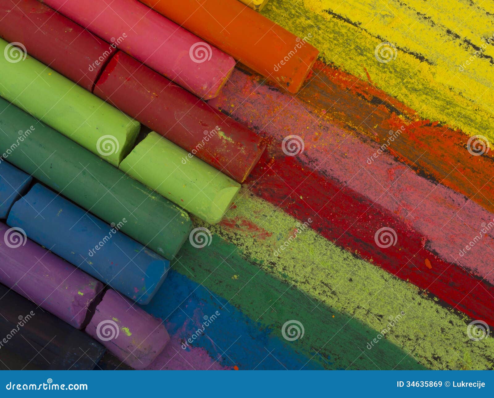 Spectrum of Artistic Crayons Stock Image - Image of creativity, dust ...