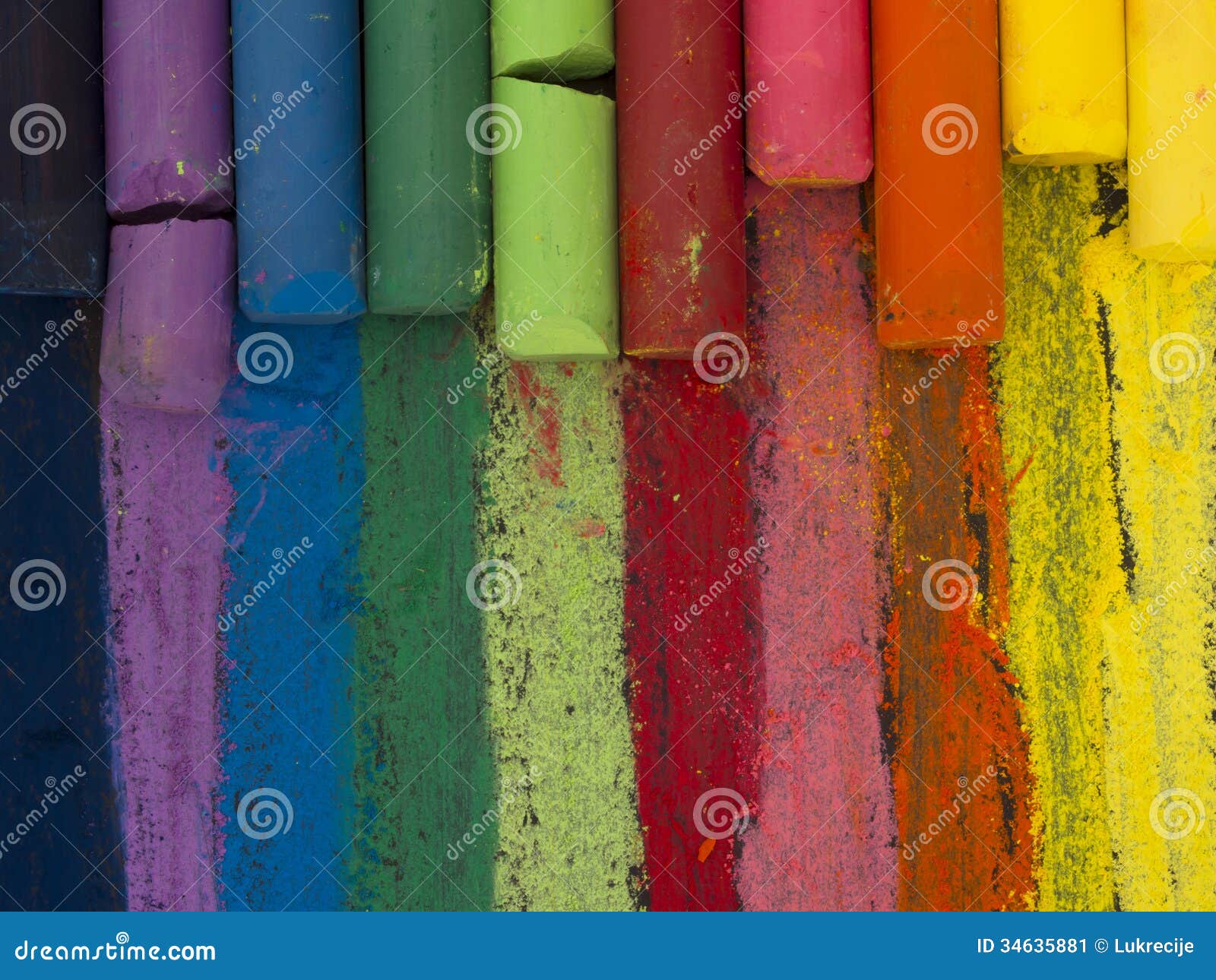 Spectrum of Artistic Crayons Stock Image - Image of draw, colorful ...