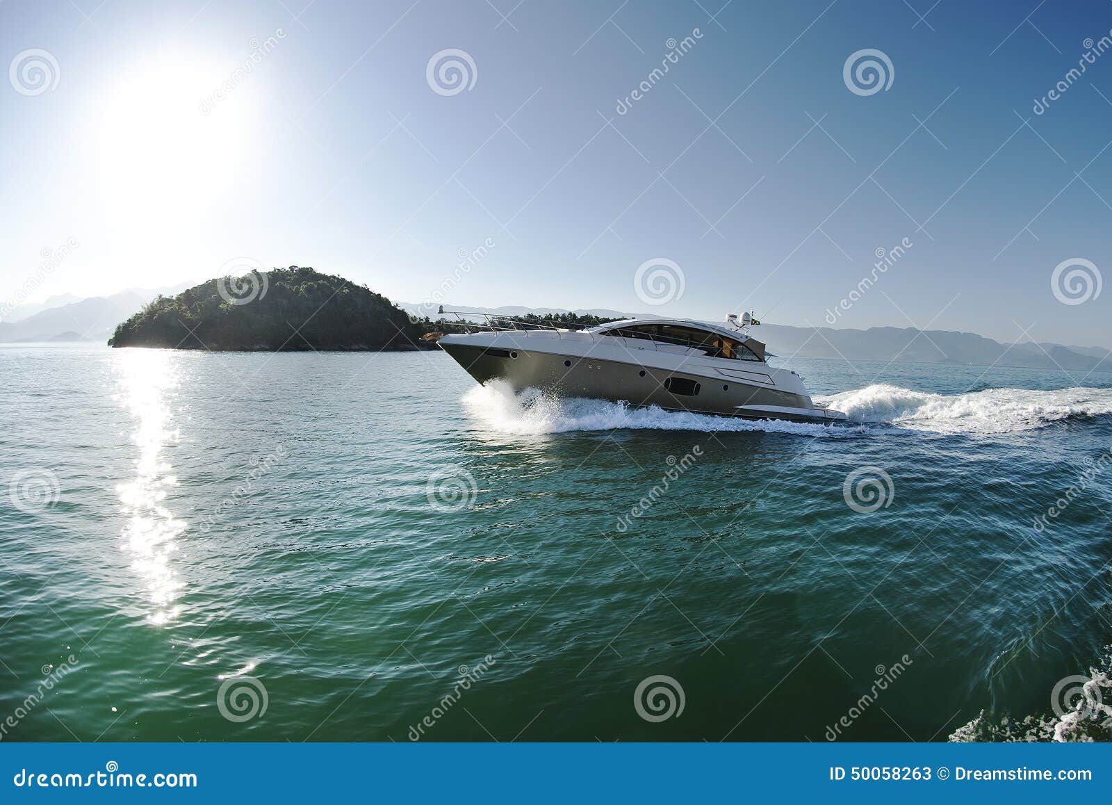 Speed Boat Test In Bosphorus Istanbul Editorial Image | CartoonDealer ...