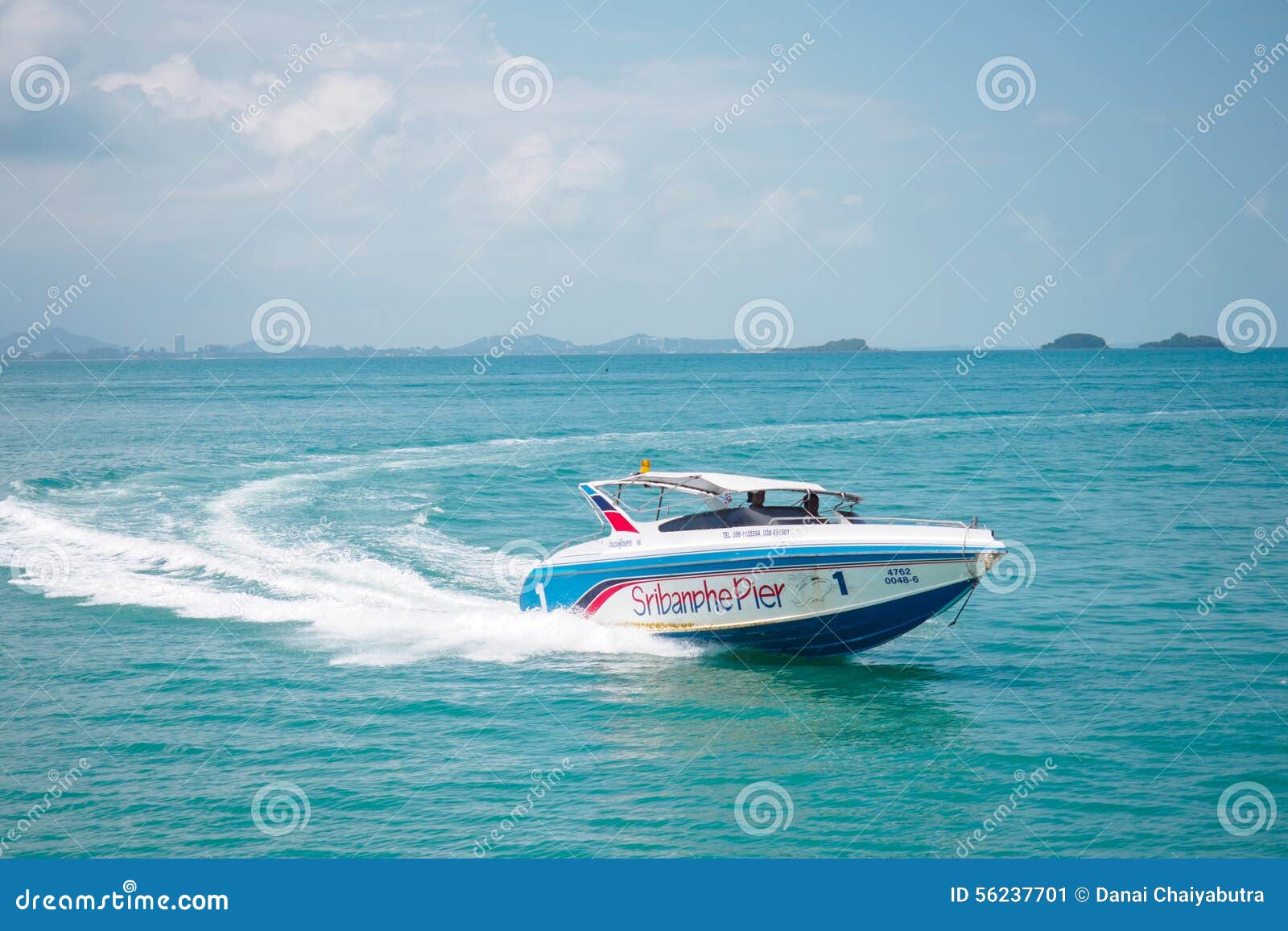 Speed boat editorial photo. Image of boating, motoryacht - 56237701
