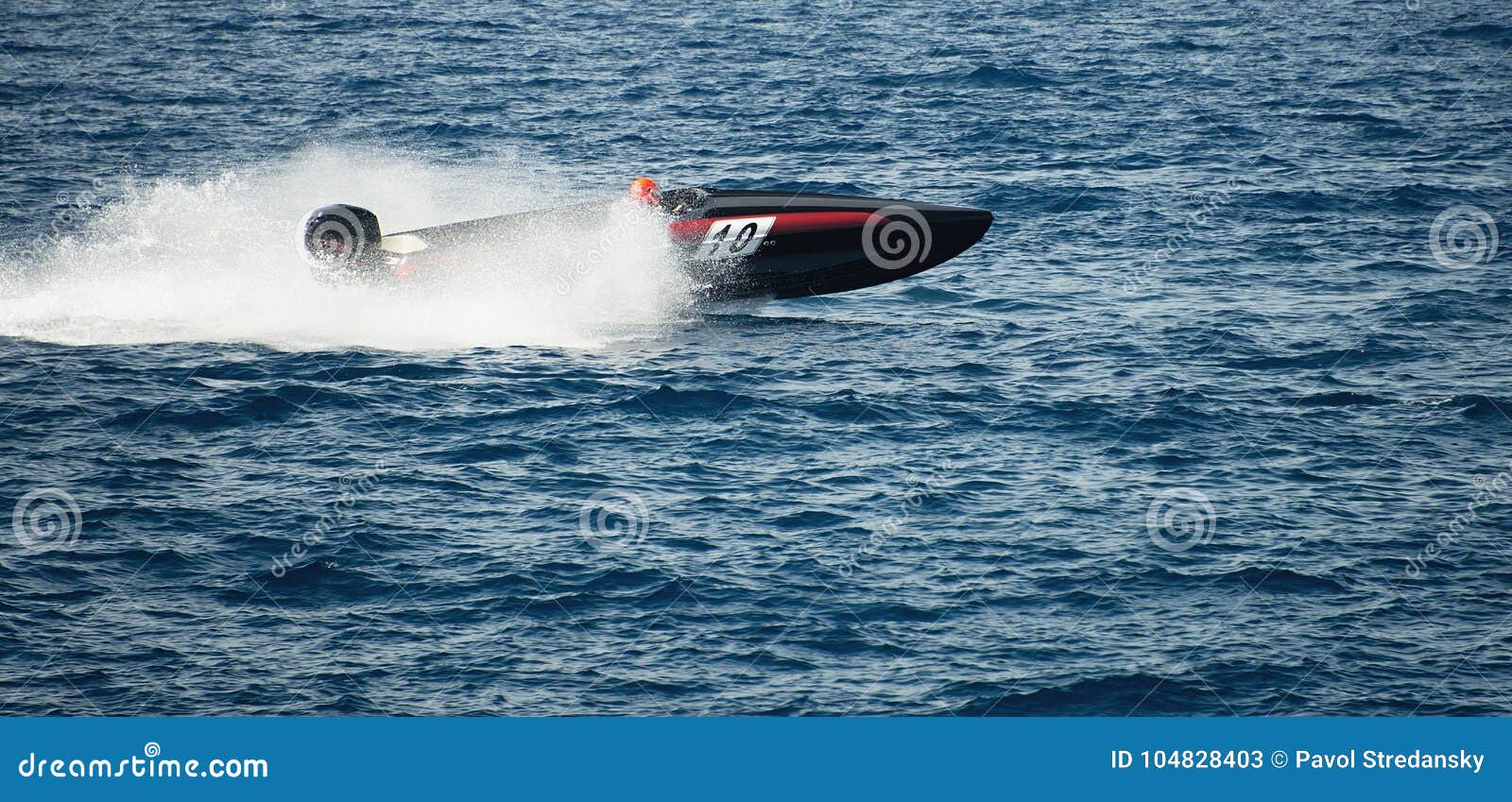 Speed Boat Cruising in the Ocean Editorial Stock Photo - Image of ...