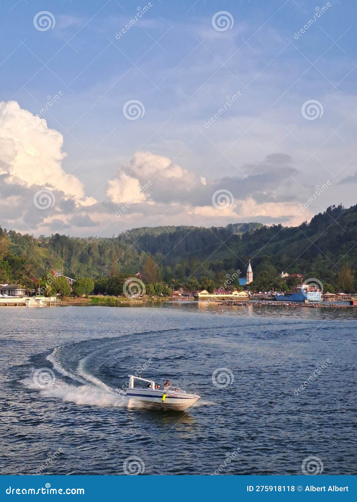 Speed Boat at Lake Toba editorial stock photo. Image of hills - 275918118