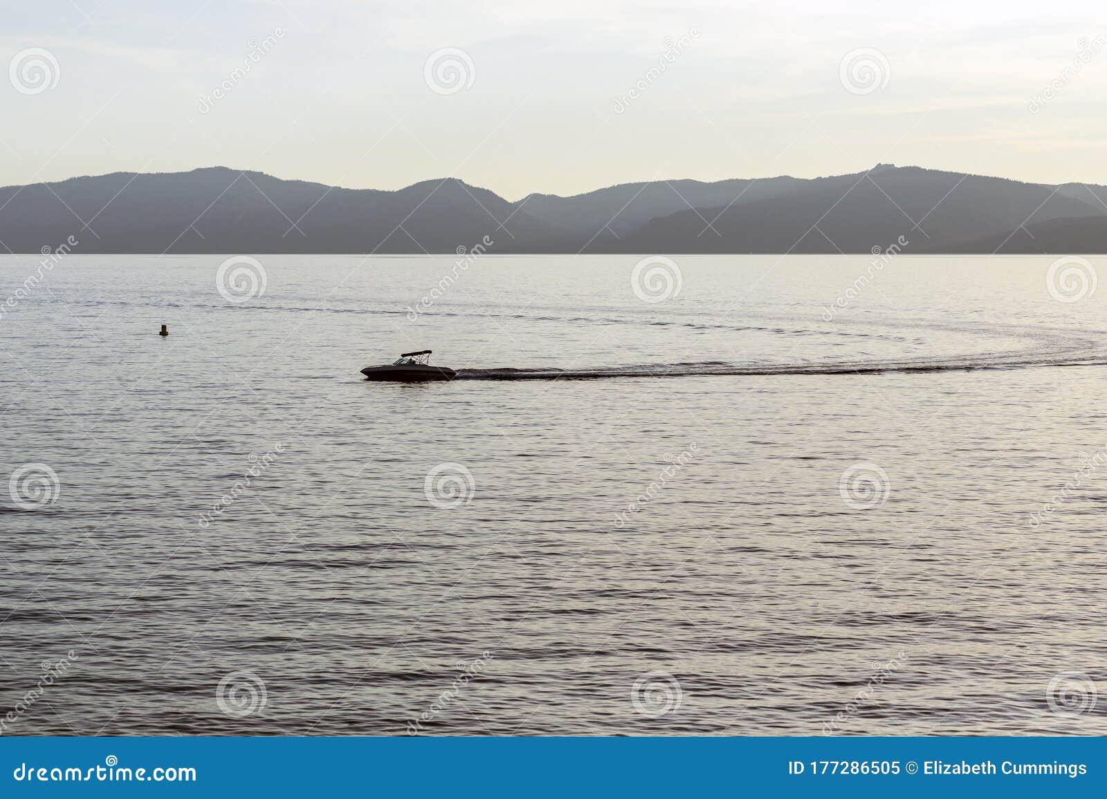 Speed Boat Making Waves at Sunset in Lake Tahoe Stock Image - Image of ...