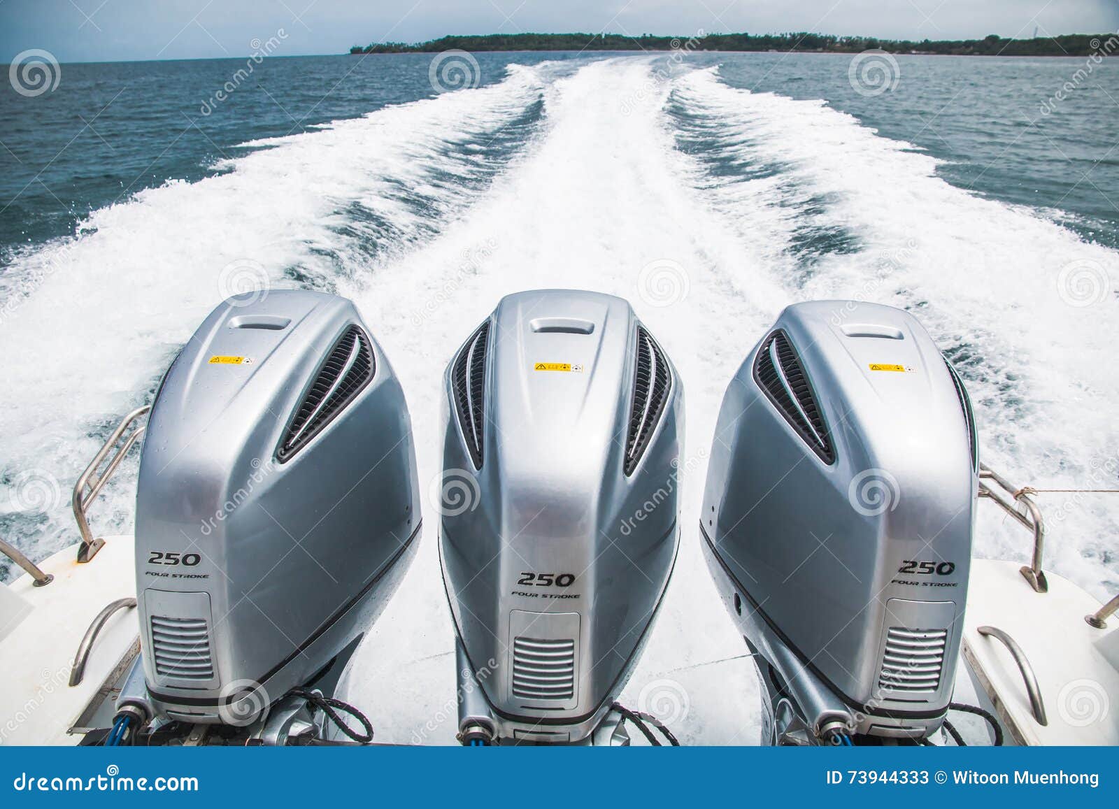 Speed Boat s Engines stock image. Image of relaxation - 73944333