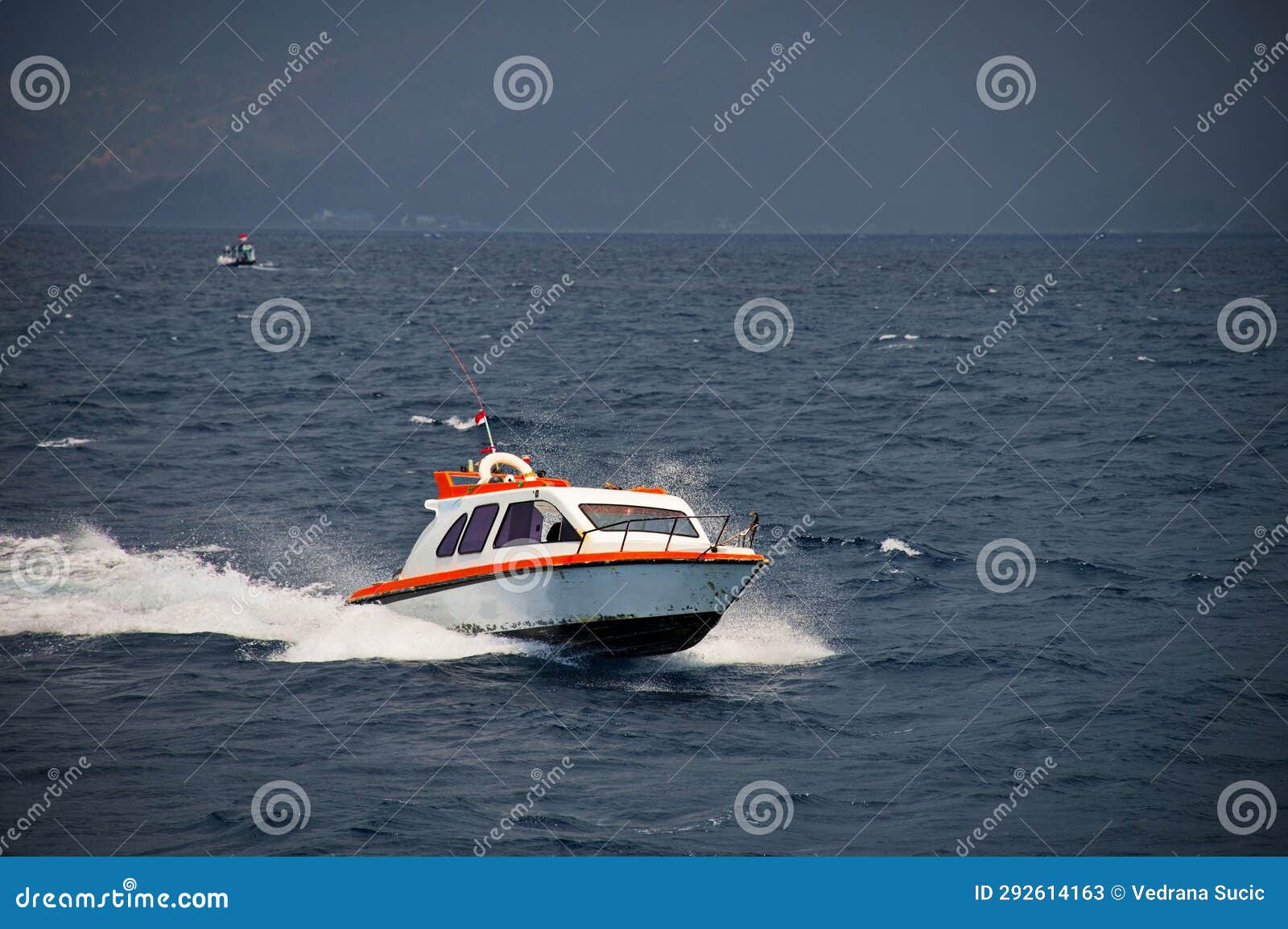 Speed Boat Sailing through the Ocean Stock Image - Image of sail ...