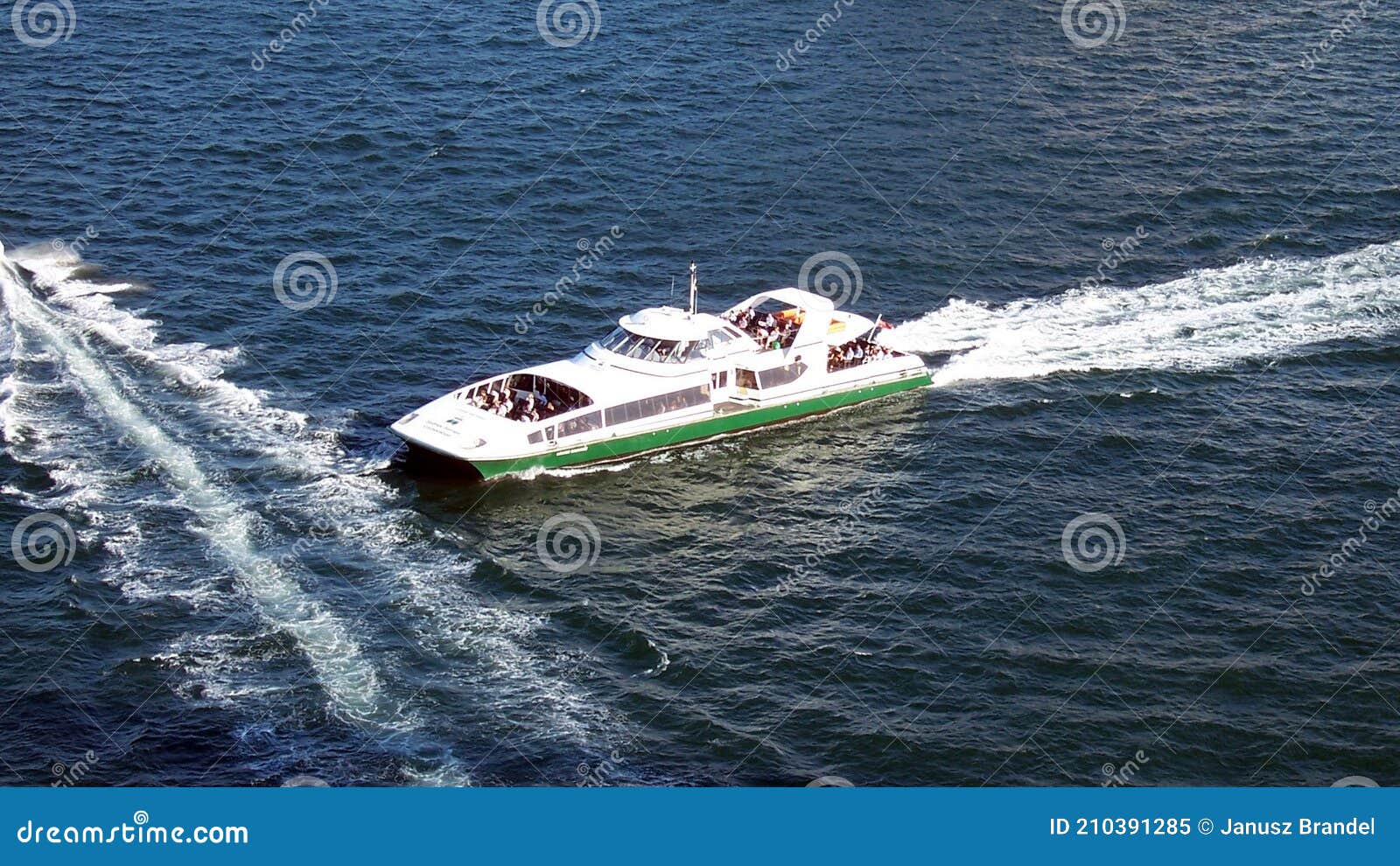 Speed Boat on Sydney Harbour-Australia Stock Image - Image of boat ...