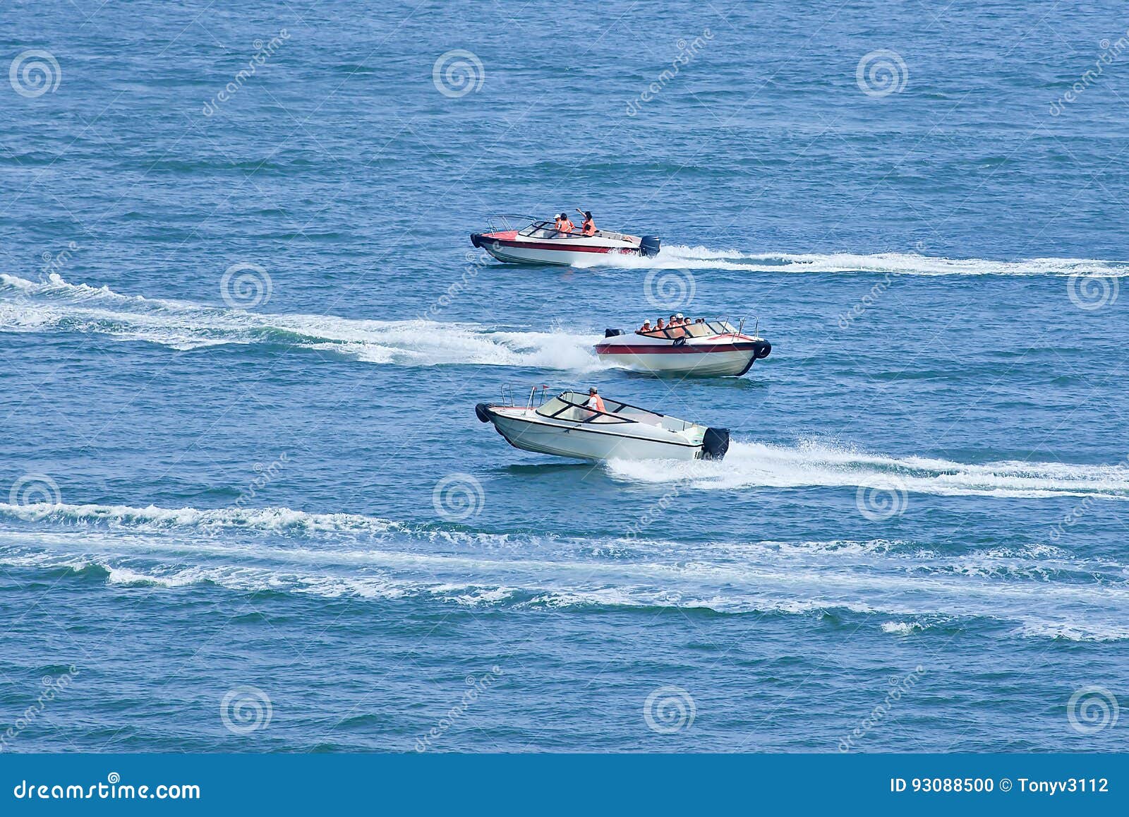 Speed Boats in a Blue Sea Shore Editorial Image - Image of competition ...