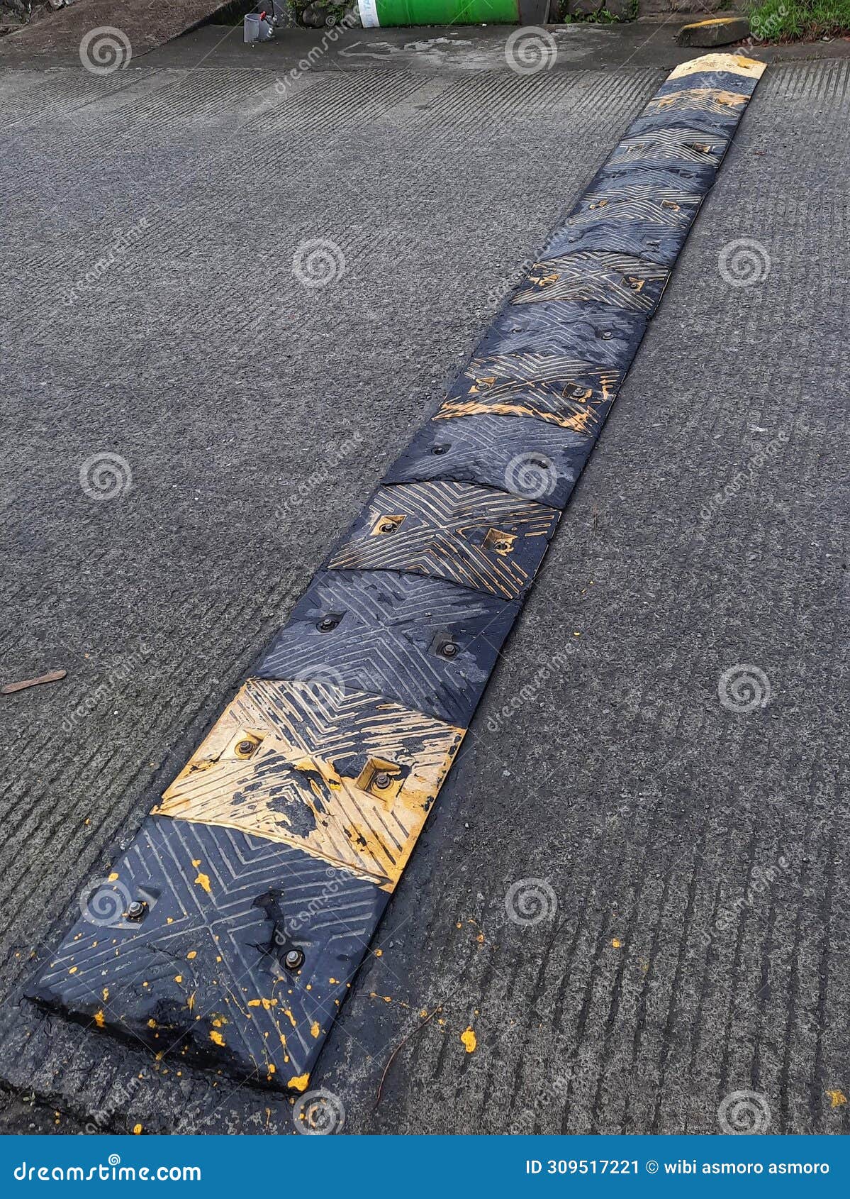 Speed Bump on the Concrete Road Stock Image - Image of asphalt, pattern ...