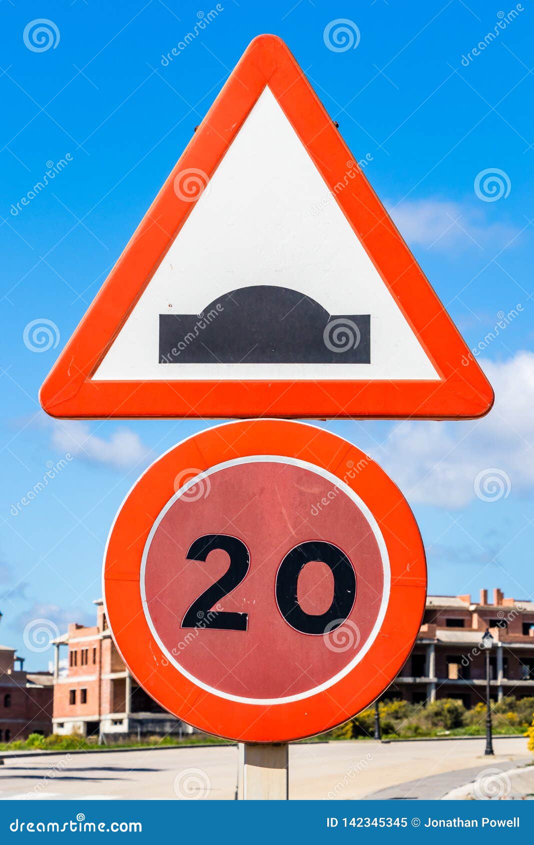 Speed Limit and Road Hump Sign Stock Illustration - Illustration of ...