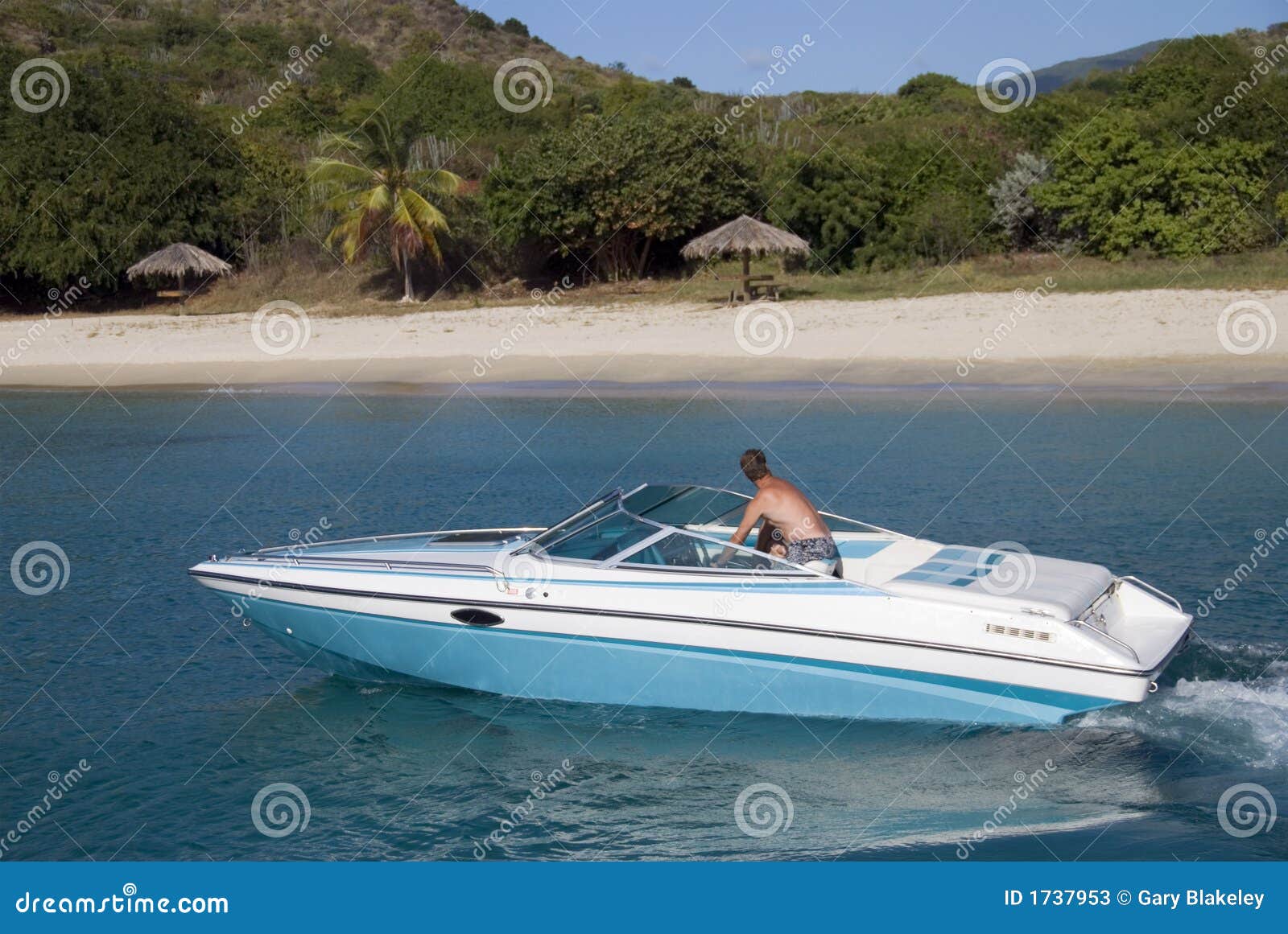 Speedboat stock image. Image of boat, power, hull, deck - 1737953