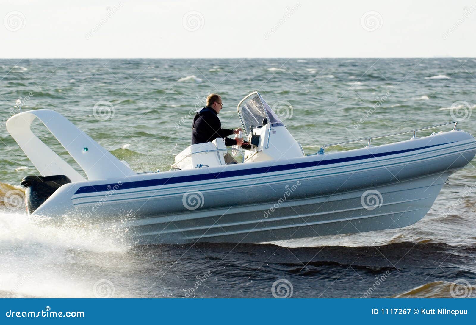 Speedboat 25 stock image. Image of throttle, adrenaline - 1117267