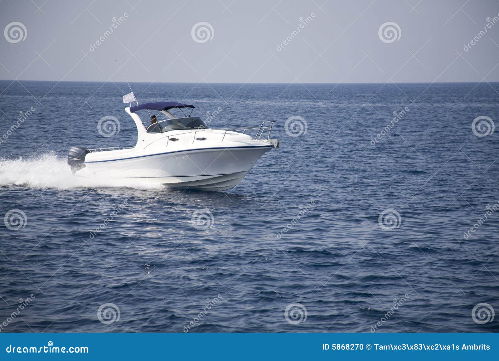 Speedboat stock photo. Image of runing, sport, quick, blue - 5868270