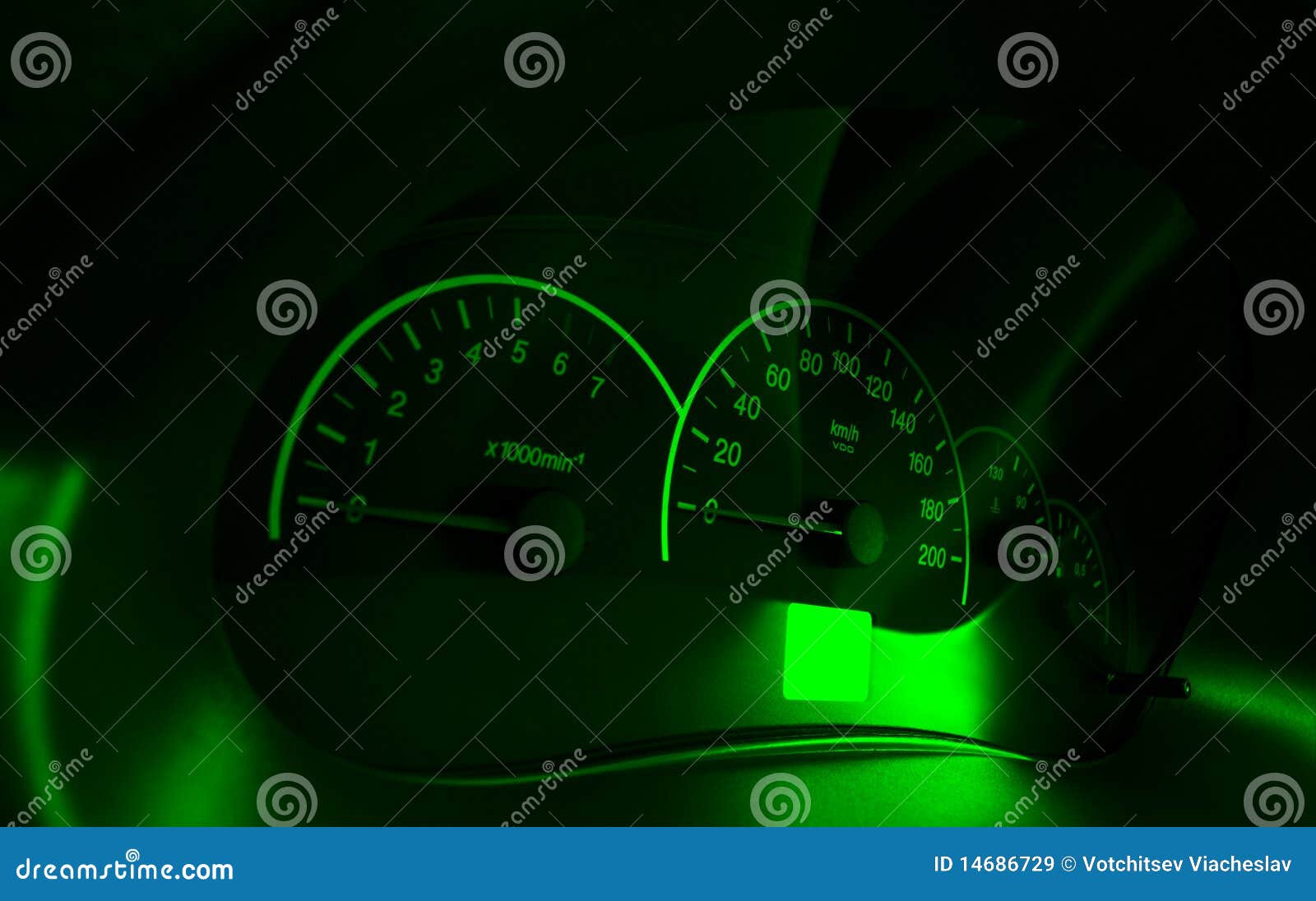 Speedometer of the Car Green Stock Image - Image of level, accelerate ...