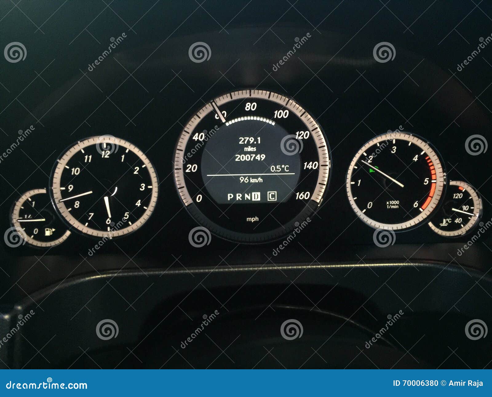 Speedometer stock photo. Image of 60speed, speedometermeterbenz - 70006380